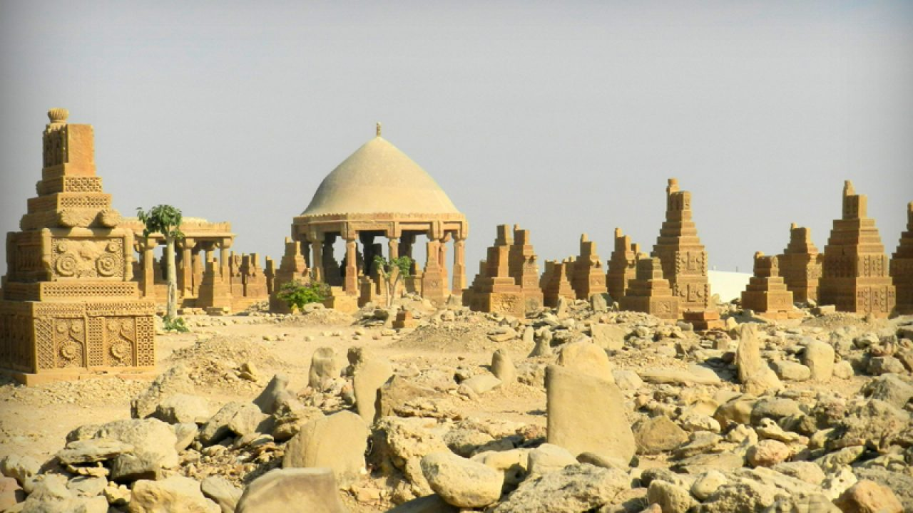 7 Most Haunted Places in Pakistan
