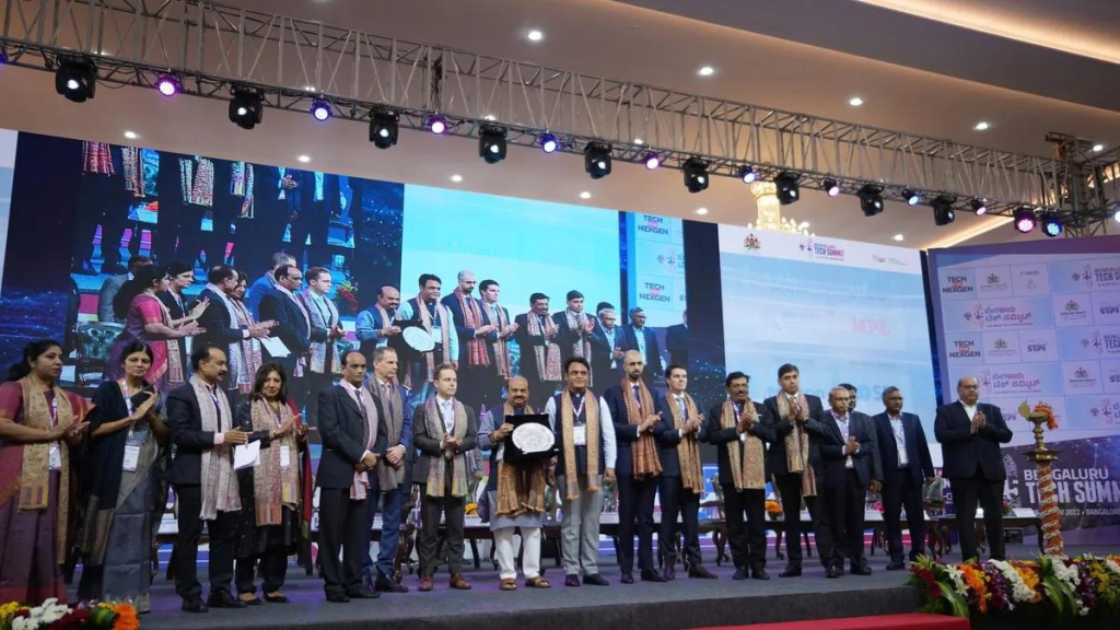 Pakistan-Qatar Tech Collaboration Sparks Innovation at IT Conference 2023